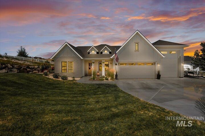 Real Estate Agents in Idaho | Amherst Madison Real Estate Advisors