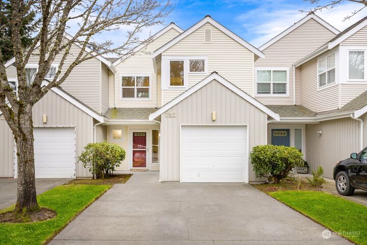 MLS#2188318: 11617 Grove Drive 3, Mukilteo, WA 98372