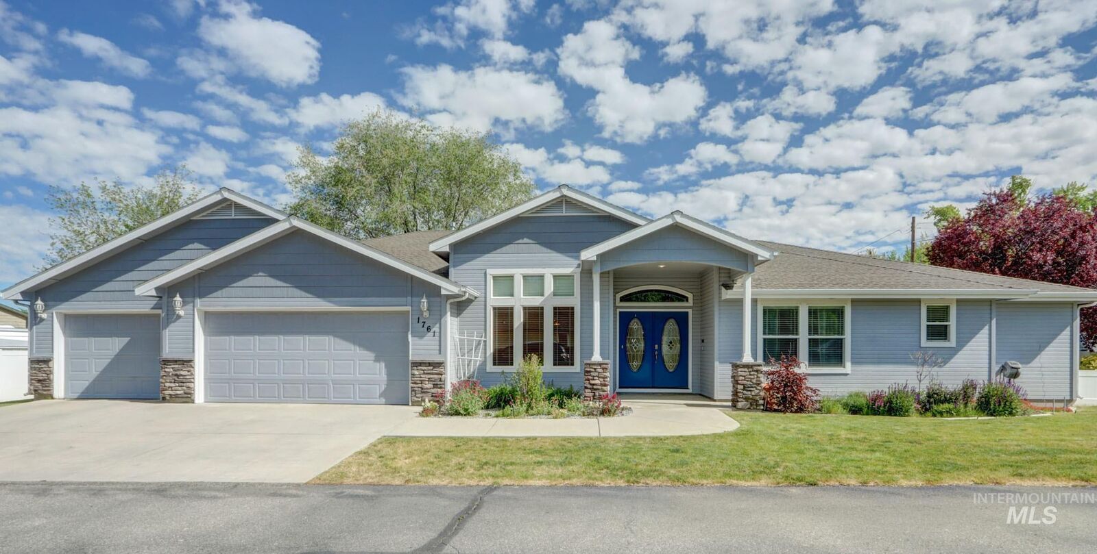 MLS#98910098: 1761 S Phillippi St, Boise, ID 83705