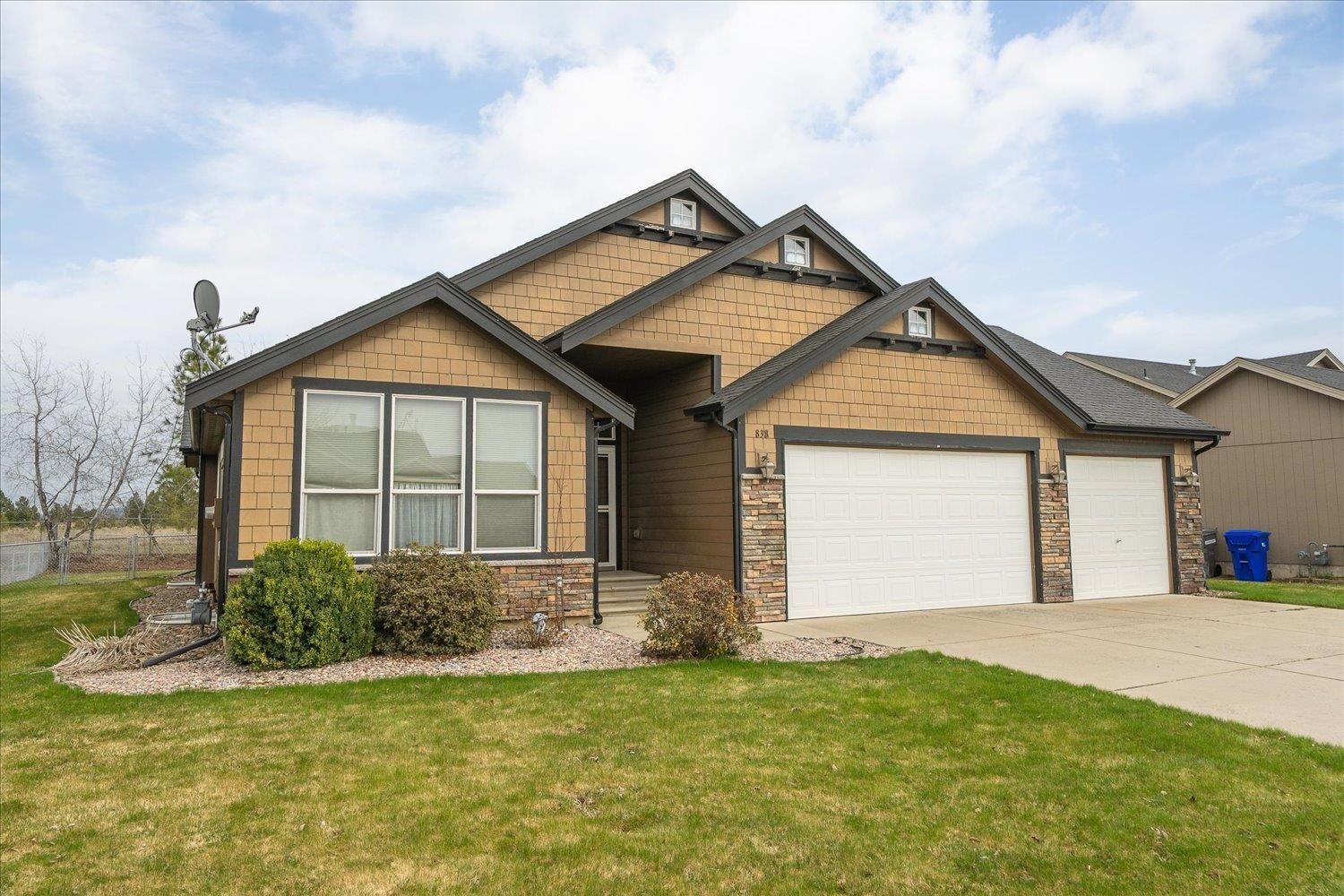 Home for sale in Deer Park: 838 N Oasis Ave, Deer Park, WA 99005