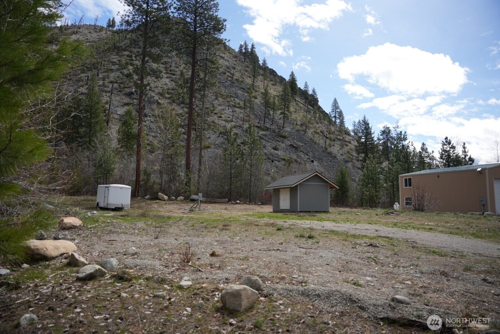 MLS#2360734: 13578 Entiat River Road, Entiat, WA 98822