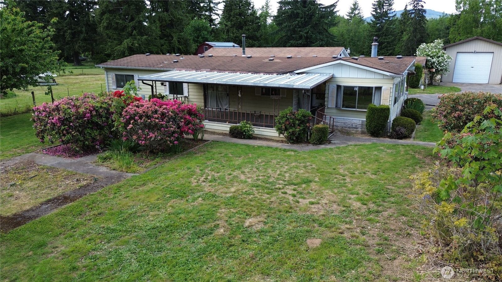 MLS#2381089: 22665 Mosier Road, Sedro Woolley, WA 98284