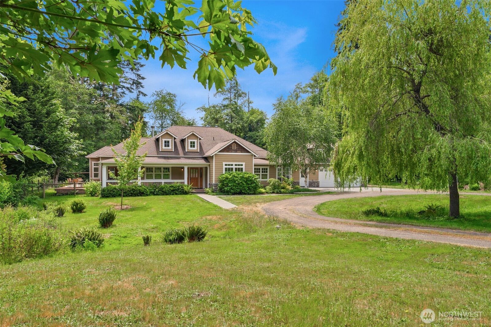 MLS#2394006: 23707 115th Avenue SW, Vashon, WA 98070