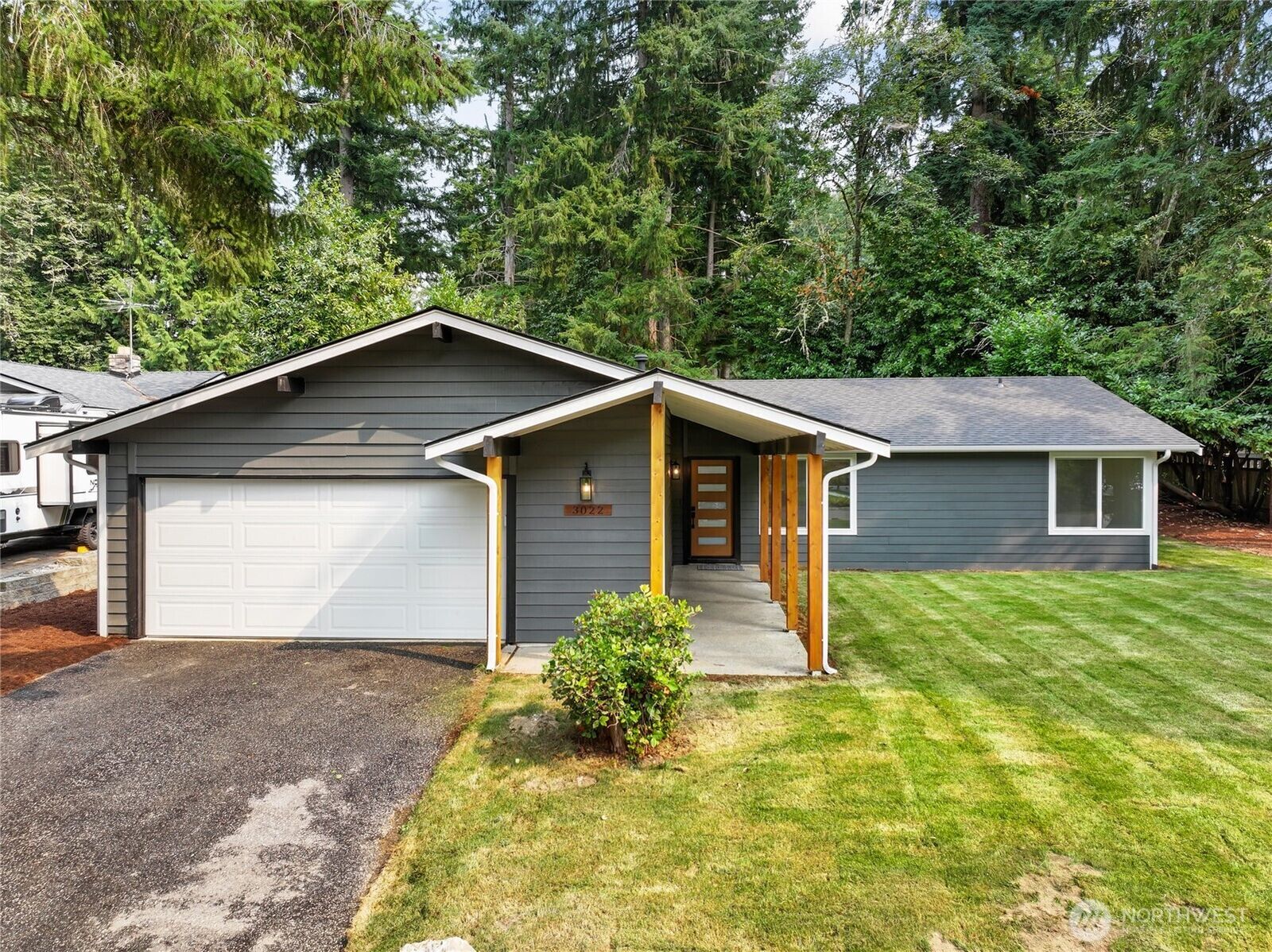 Home for sale in Sammamish: 3022 254th Avenue SE, Sammamish, WA 98075