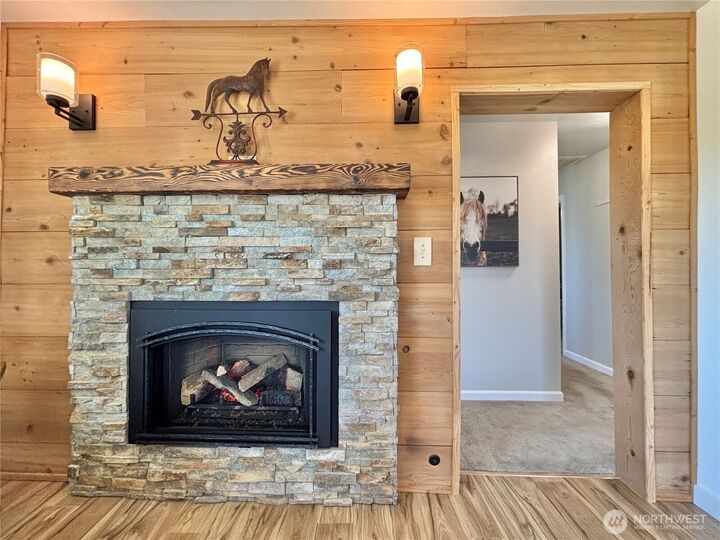 4 bed Ferndale home for sale: 2452 Aldergrove Road, Ferndale, WA 98248