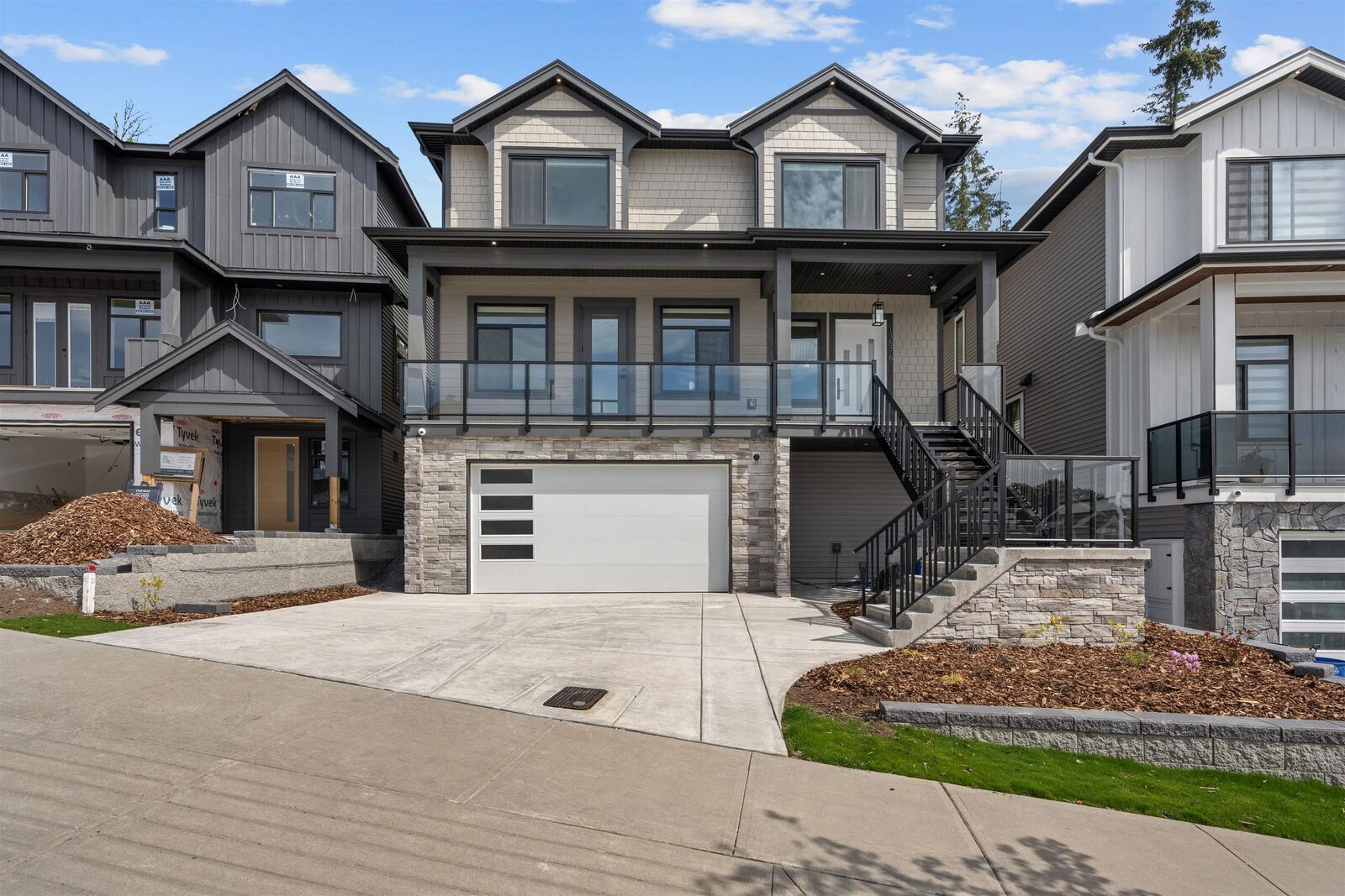 MLS#R3075439: 13576 Birdtail Drive, Maple Ridge, BC V4R 2P7