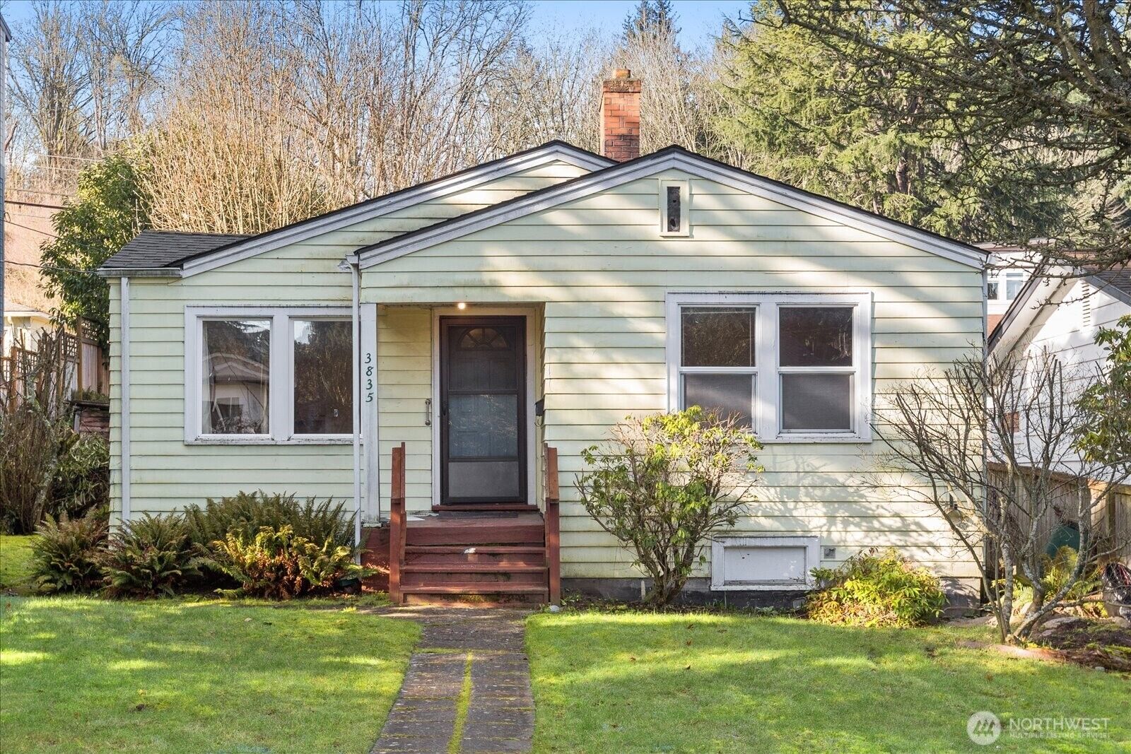 Home for sale in Seattle: 3835 35th Avenue W, Seattle, WA 98199