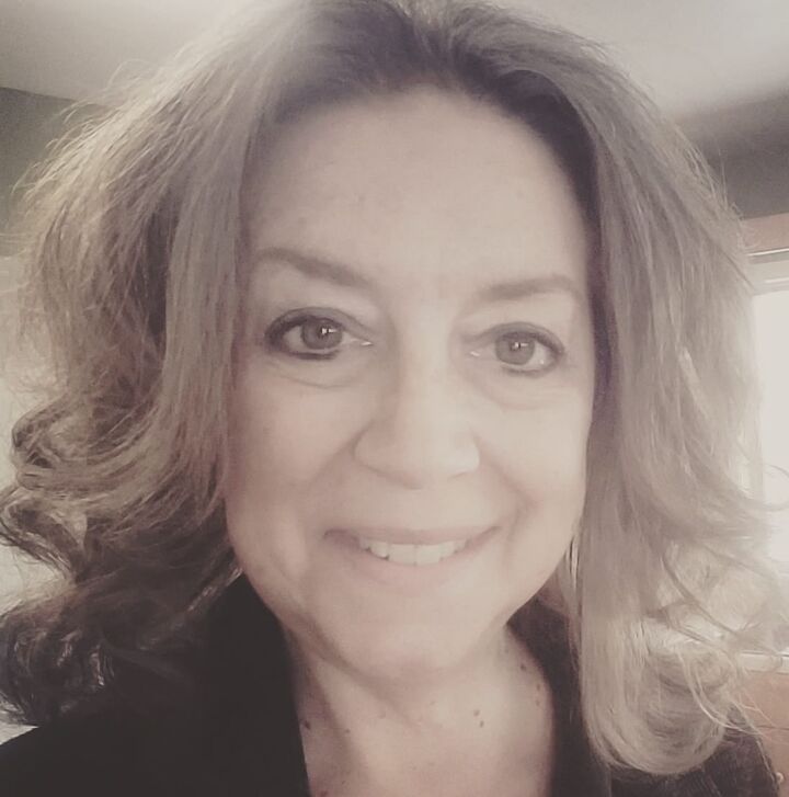 Susan "Sue" Louiselle - Schmidt, Realtors - - Schmidt, Realtors ...